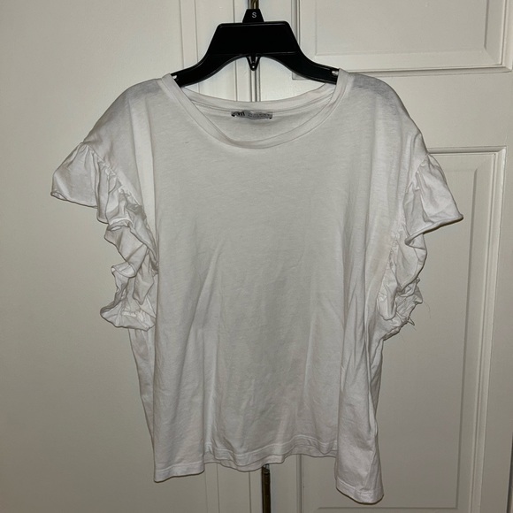 Zara | Tops | Zara Ruffle Sleeves Top | Poshmark